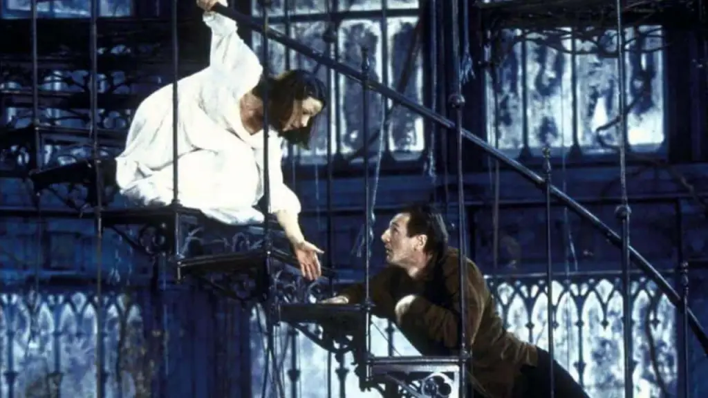 The Haunting (1999) Leans More on Looks and Less on Scares [Blu-ray ...