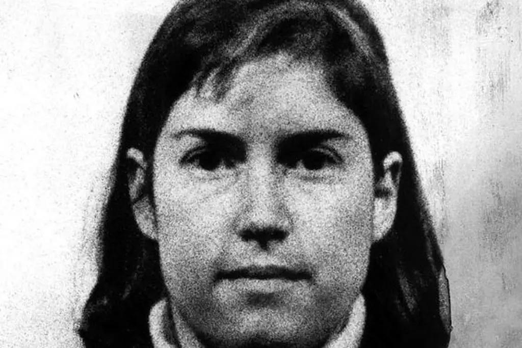 Monsters and Medicine: The Chicago Tylenol Murders - Wicked Horror