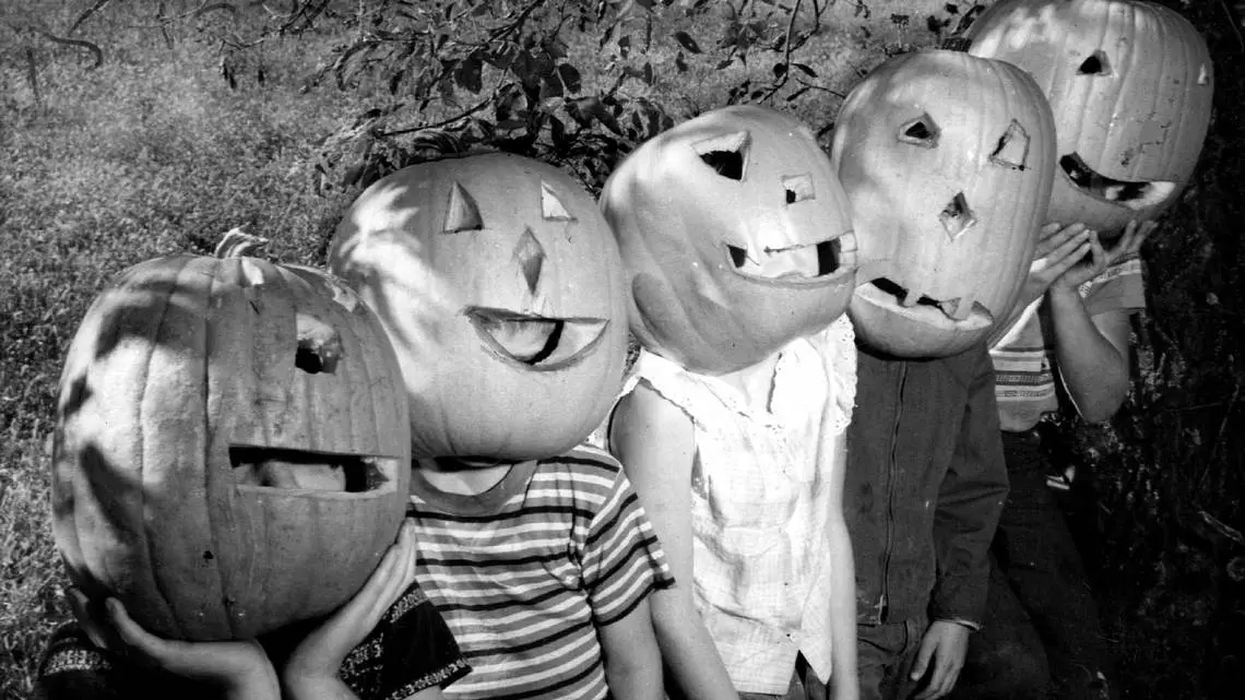 10 Podcasts to Keep the Halloween Spirit All Year Long - Wicked Horror